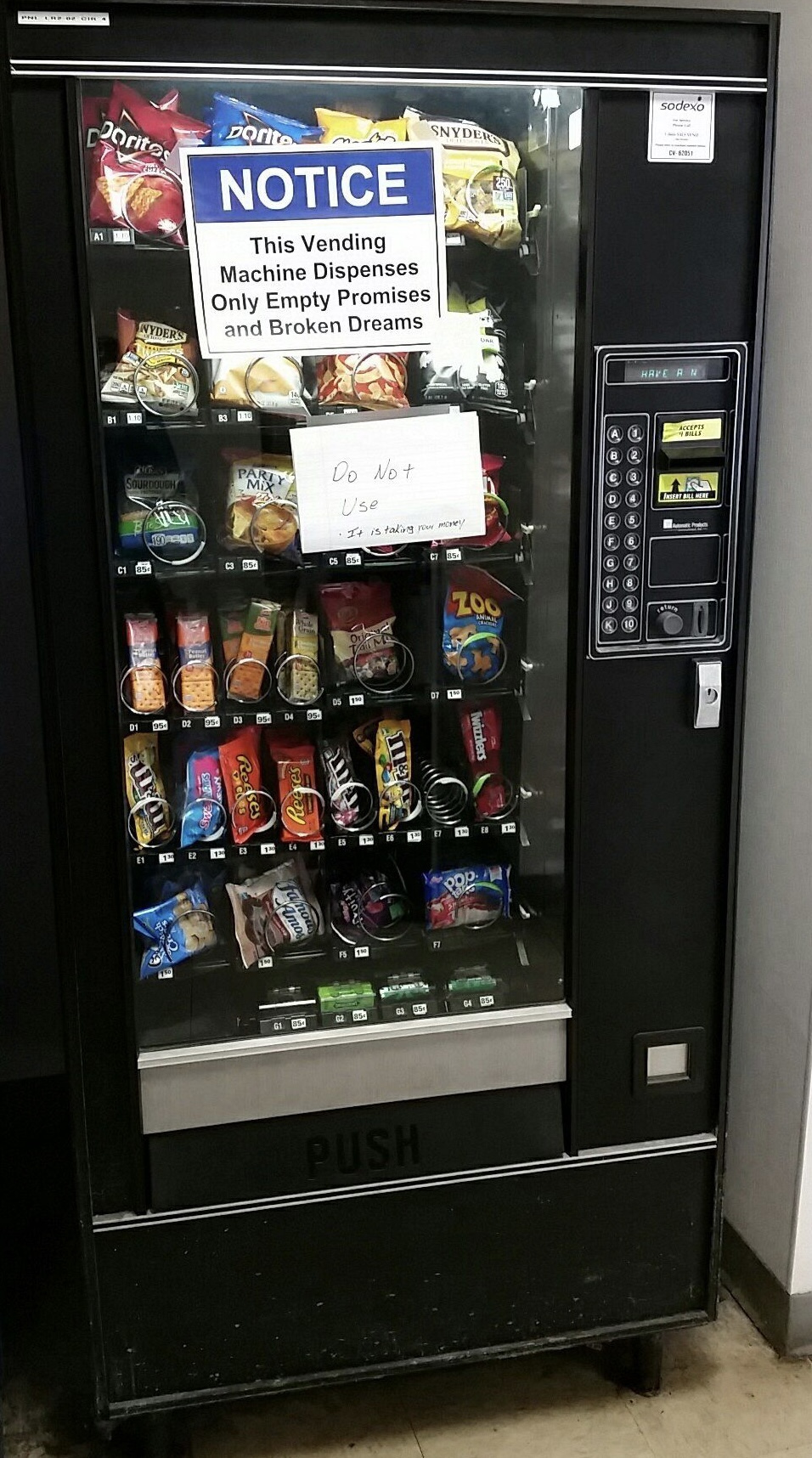 Joke of the day – Vending machine | New Bloggy Cat [NBC]